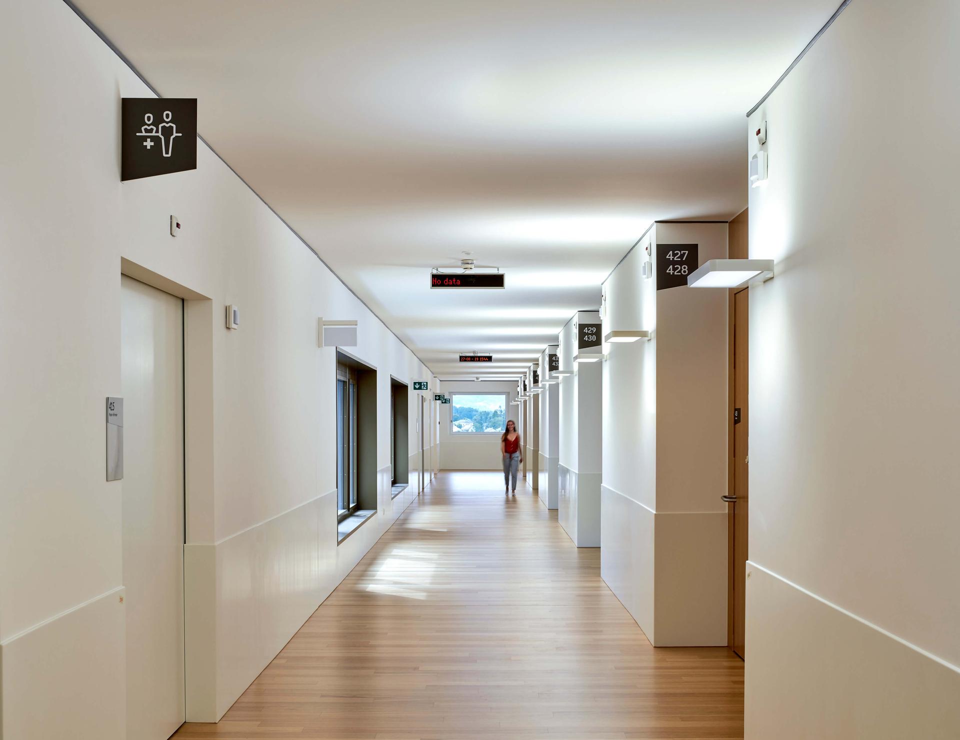 AVONITE™ | Aristech Surfaces